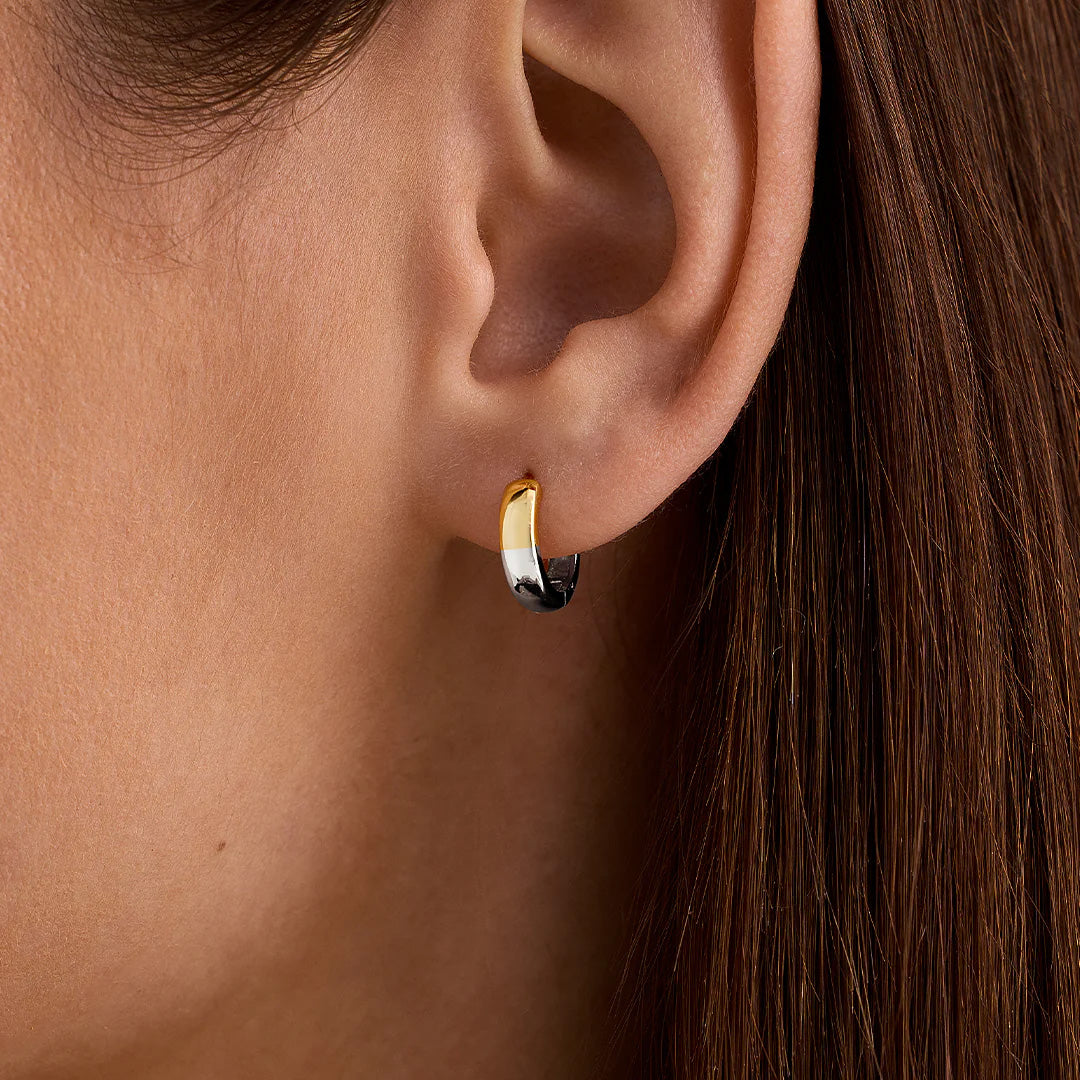 Huggie Earrings | OOTDY Jewelry