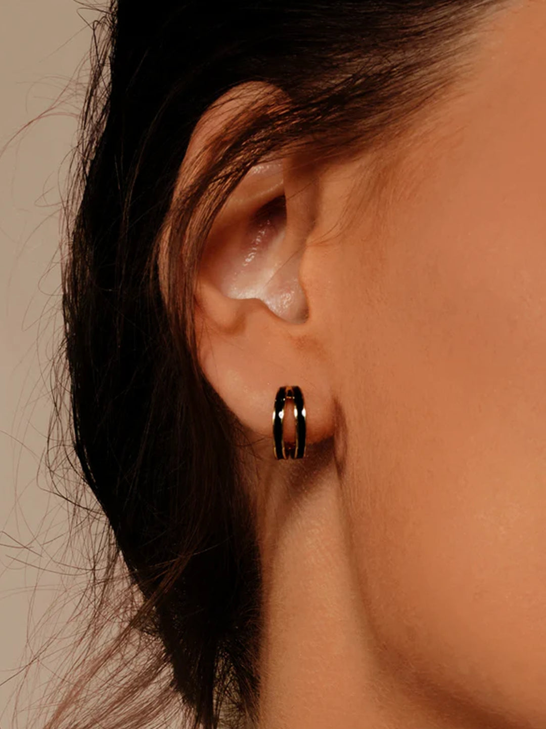 Black Enamel Double Huggies – OOTDY